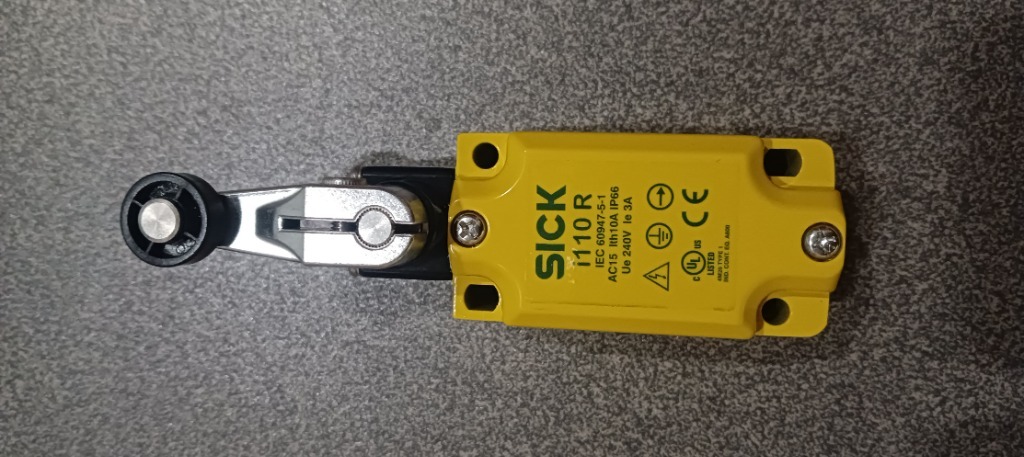 Krańcówka wyłącznik bezpieczeństwa SICK i110-RA223 | Bielany Wrocławskie | Kup teraz na Allegro ...