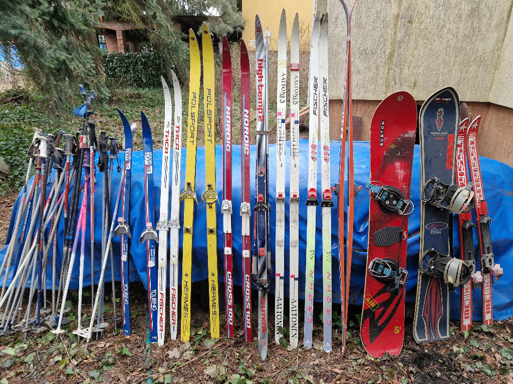 Narty biegowe lata 90 + kijki 140200cm sprawne biegówki | Luboń | Kup ...