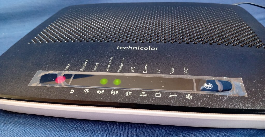 Router Wifi Technicolor TG799VAC z Danii | Poznań | Licytacja na ...