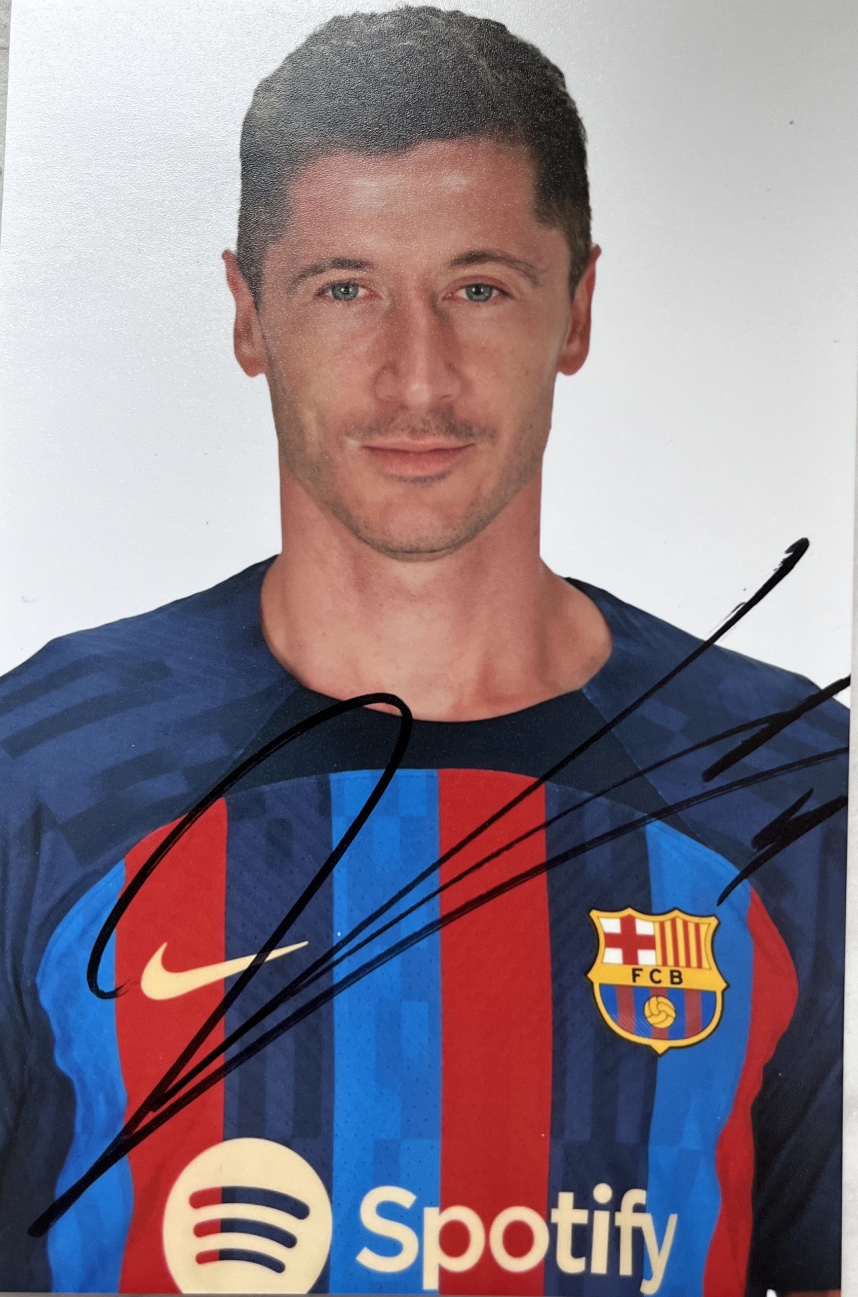 Autograf FC Barcelona Robert Lewandowski | Krubin | Kup teraz na Allegro Lokalnie