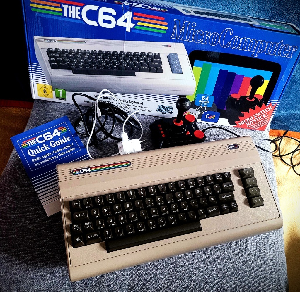 Konsola The C64 Maxi (replika Commodore C64) | Poznań | Kup teraz na ...