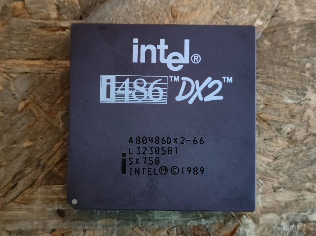 RETRO PROCESOR INTEL I486 DX2 SX750 | Kunice | Kup teraz na Allegro ...