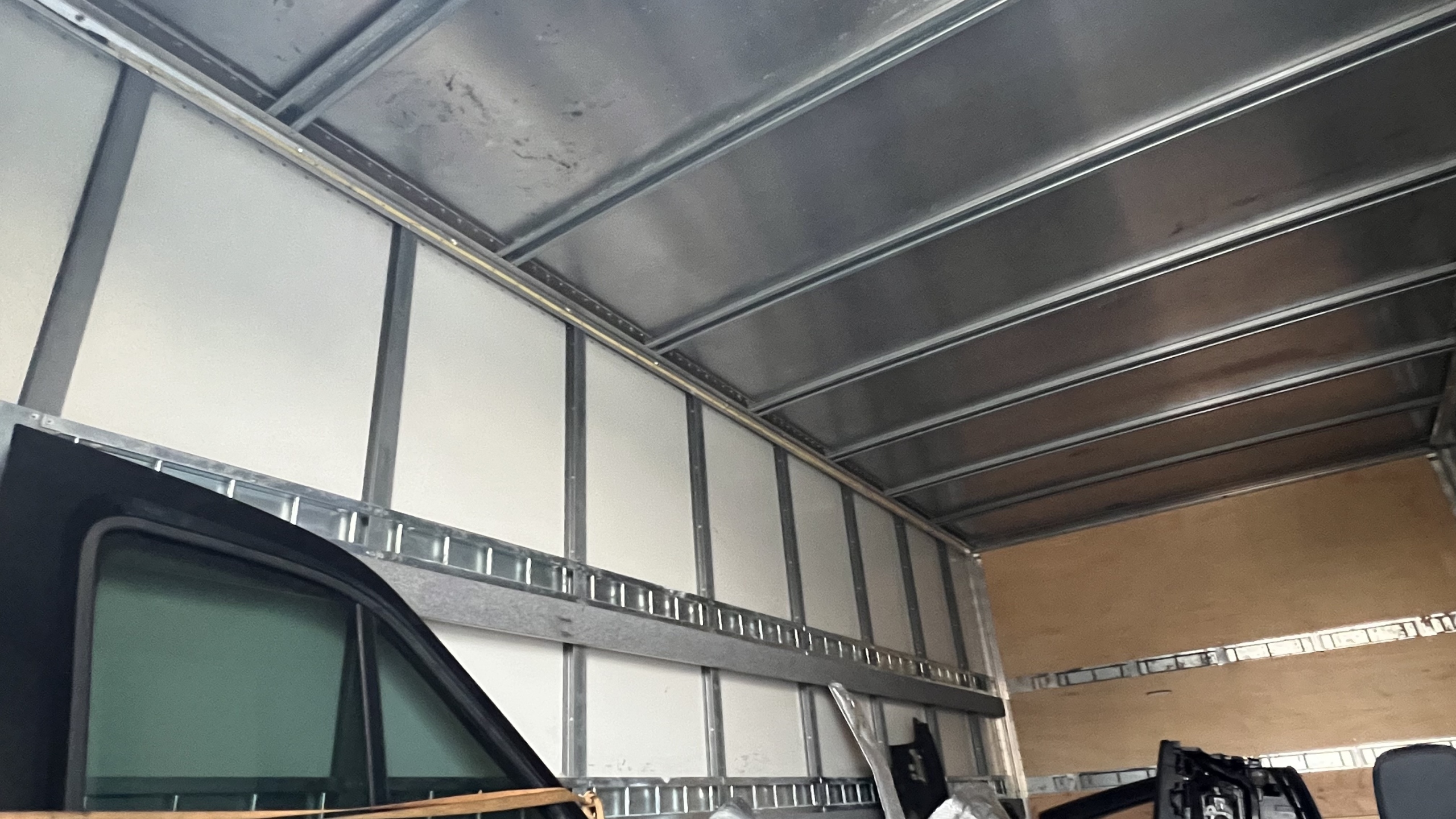 Kontener Meblowy 5m Iveco Daily aluminium lekki | Kalwaria Zebrzydowska ... Kontener Meblowy 5m Iveco Daily aluminium lekki | Kalwaria Zebrzydowska ...