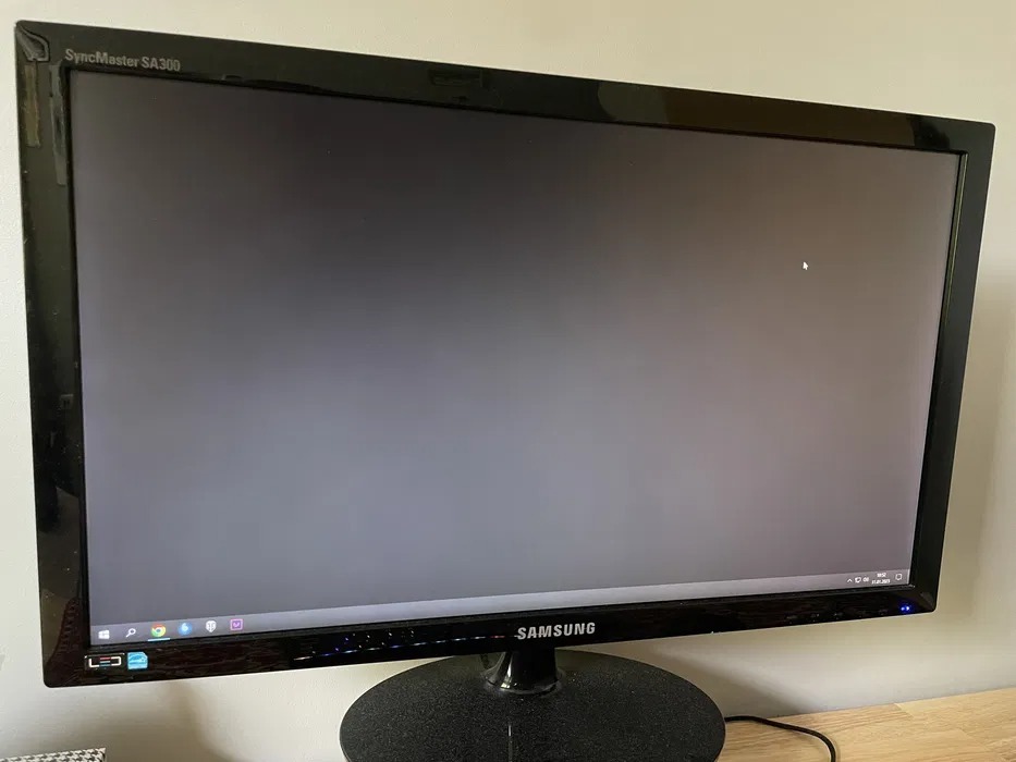 Monitor SAMSUNG SyncMaster SA300 | Wieliczka | Kup teraz na Allegro ...