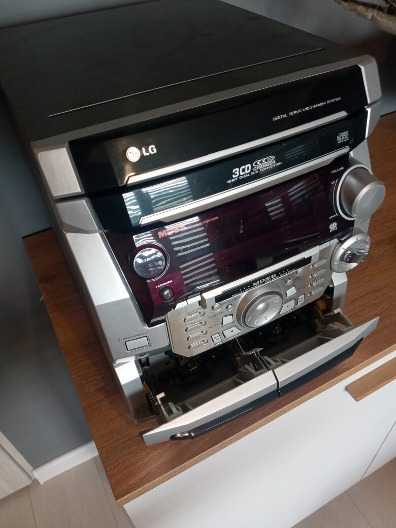 Wieża LG FFH-868, unikat, wzmacniacz | Kędzierzyn-Koźle | Licytacja na Allegro Lokalnie