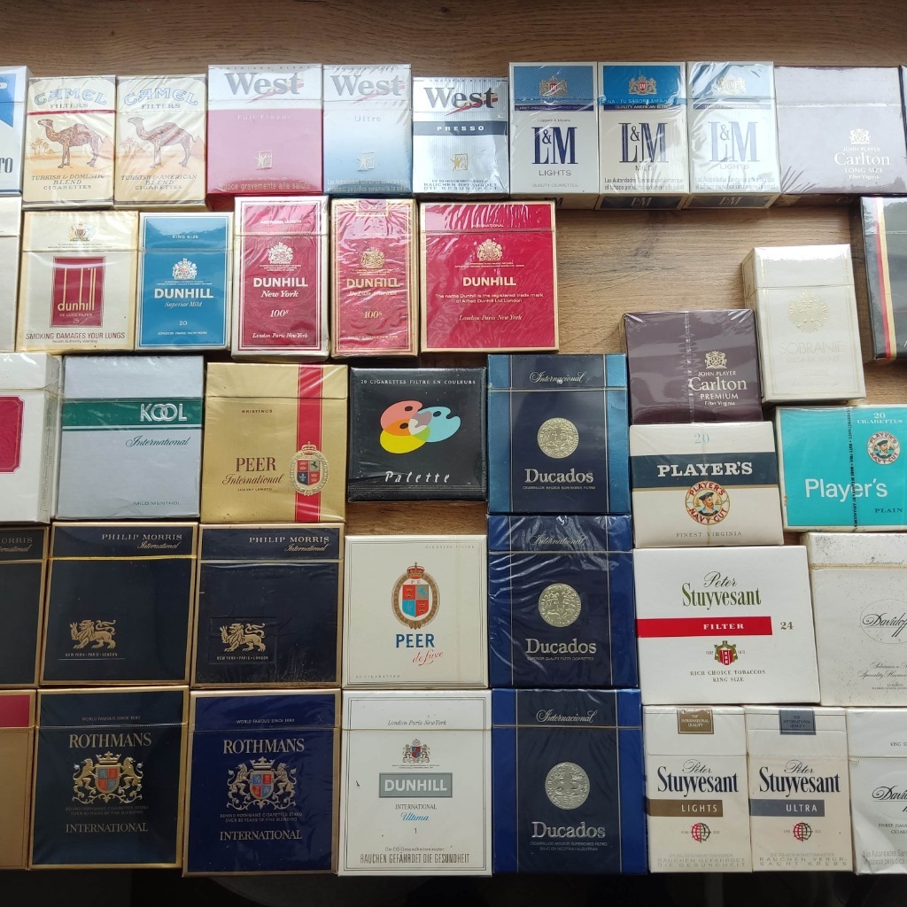 Kolekcjonerskie papierosy Rothmans Pewex Prl | Żary | Kup teraz na ...