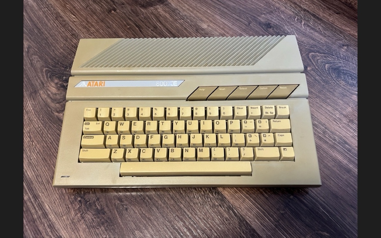 Stary komputer Atari 800 XE | Zarzęcin | Kup teraz na Allegro Lokalnie