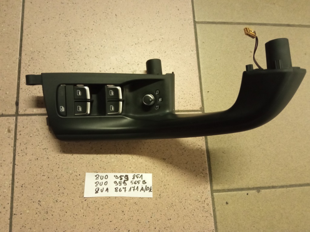 PANEL SZYB LUSTEREK AUDI Q3 8U0959851 LIFT | Siemianice | Ogłoszenie na ...