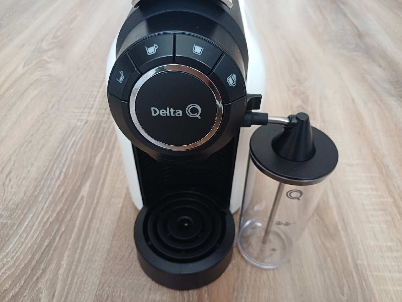 Ekspres kapsułkowy Delta Milk Qool Evolution biały | OSTRÓW WIELKOPOLSKI | Kup teraz na Allegro ...