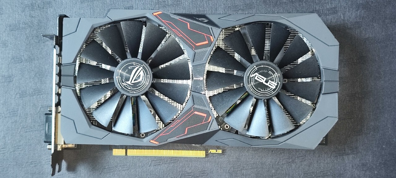 ASUS Radeon RX 570 STRIX OC 8GB GDDR5 i zasilacz VX plus 550W AeroCool ...