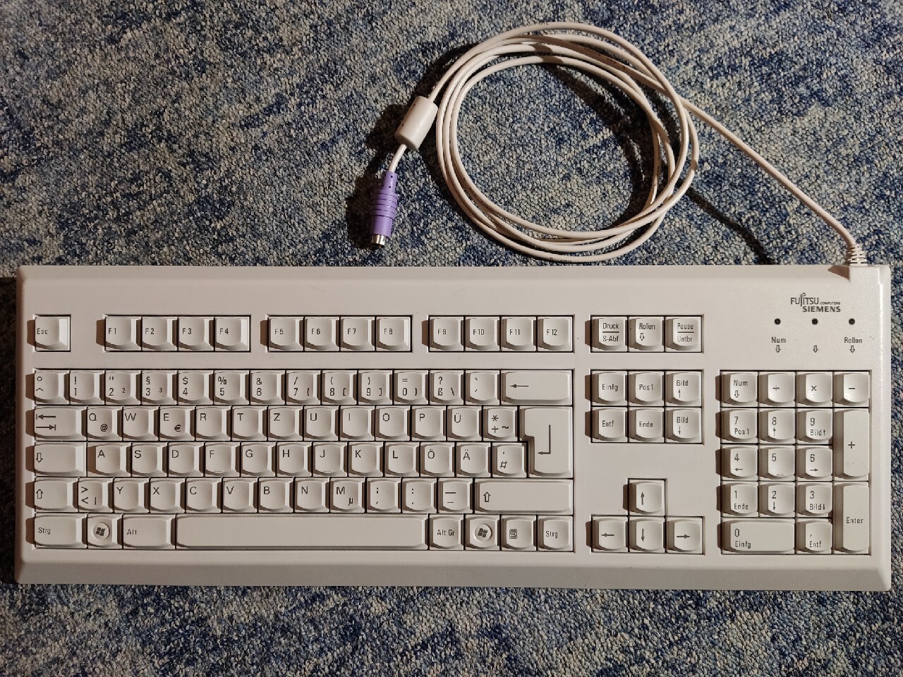 Retro Stary Komputer Fujitsu - Niska cena na Allegro.pl