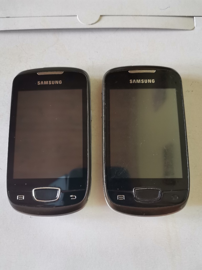 SAMSUNG GT-S5570 + baterie, 2 szt. | Lewin Brzeski | Kup teraz na Allegro Lokalnie