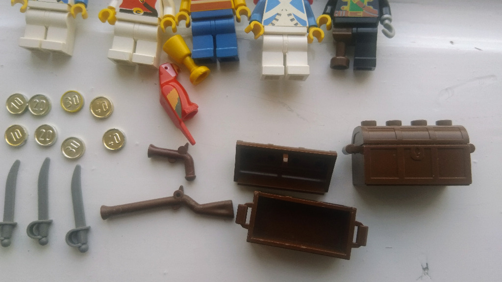 LEGO 6251 Pirate Minifigures Piraci i Żółnierze | Mrągowo | Kup teraz ...