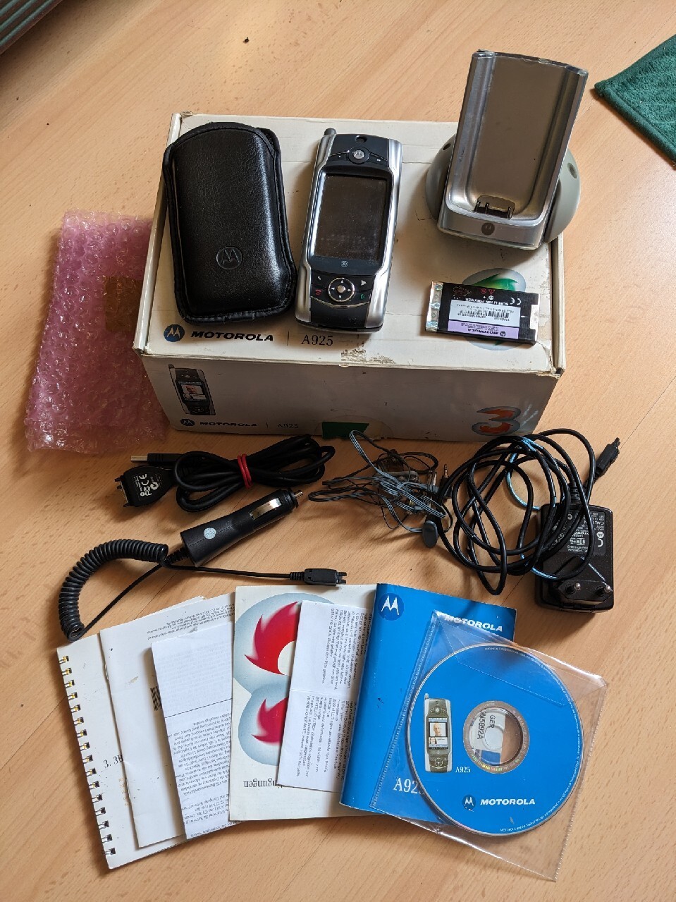 Motorola A925 pda telefon palmtop windows mobile cd retro vintage ...