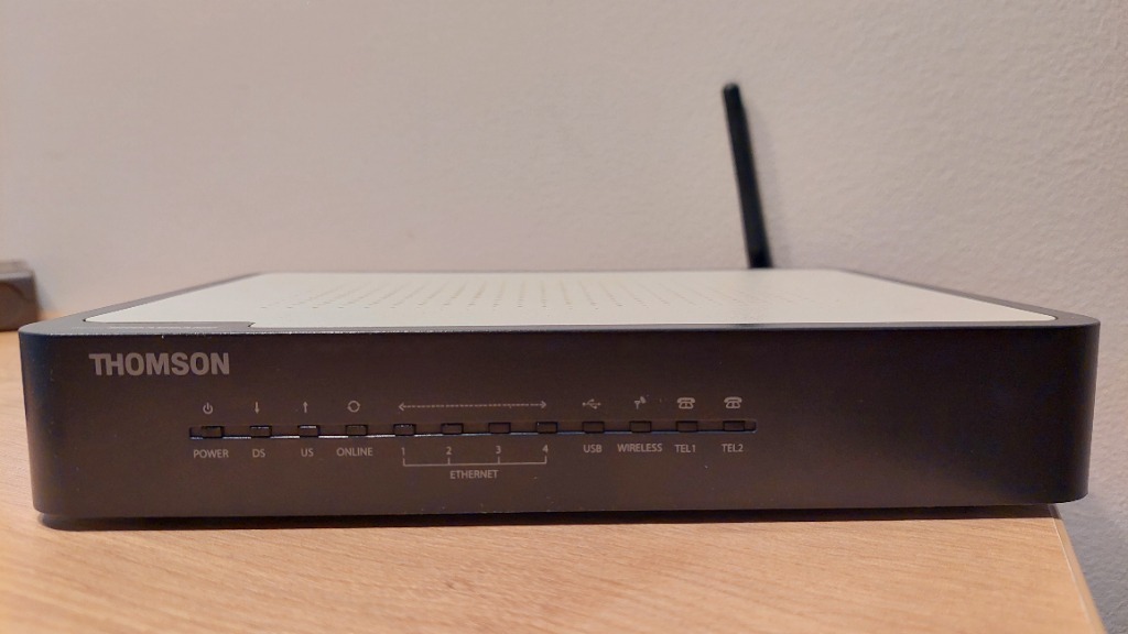 Thomson Ruter Modem kablowy TWG850 z WiFi | Poznań | Kup teraz na ...