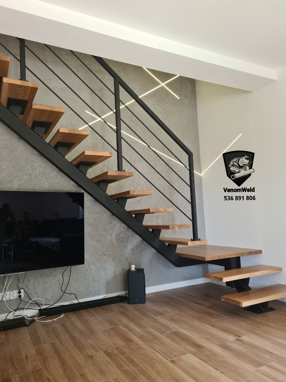 Schody stalowe metalowe nowoczesne samonośne loft | Skarżysko-Kamienna ...