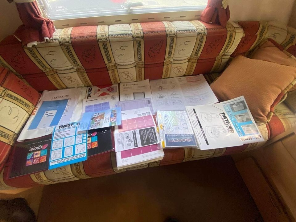 Przyczepa kempingowa Compass Rallye 500-5 z 2001r | Ostrów Wielkopolski ...