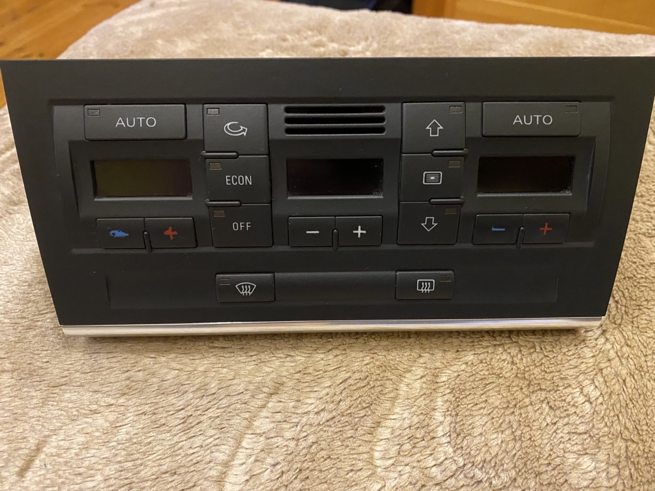 Panel klimatyzacji audi a4 b6 b7 climatronik klima | Białogard | Kup ...