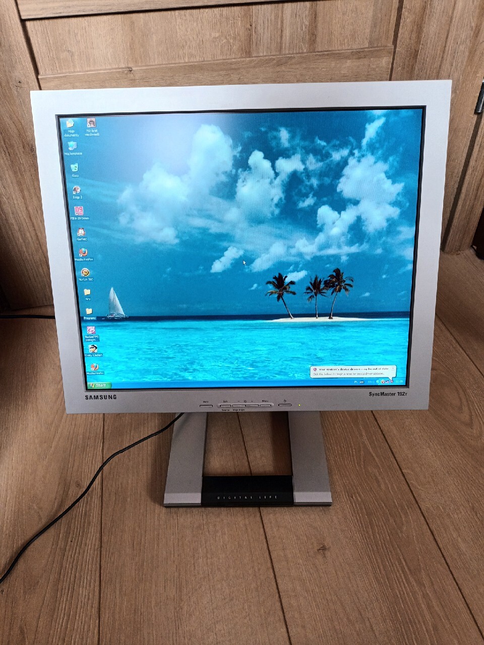 Monitor Samsung SyncMaster 192T 19 cali | Mościska | Kup teraz na ...