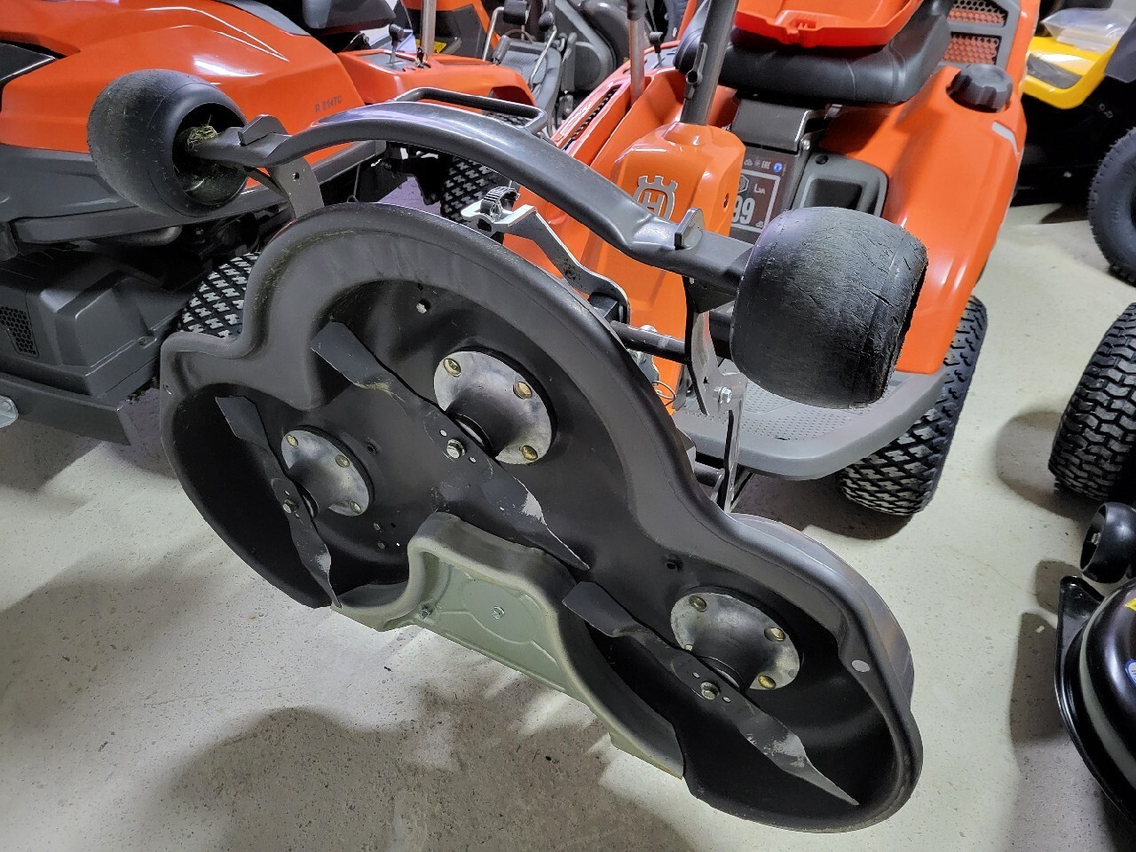 Husqvarna Rider r214C 2o23r 17h traktorek kosiarka | Sieradz ...