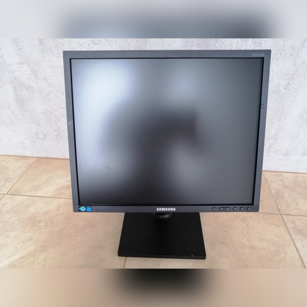 Monitor LCD Samsung 19 cali S19C450 | Lubin | Ogłoszenie na Allegro ...