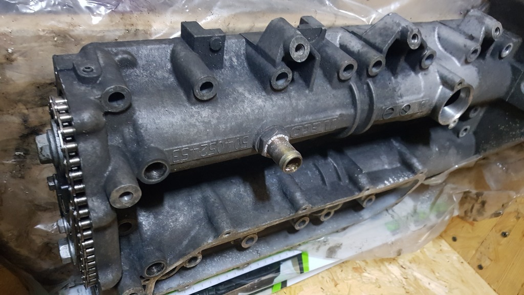 iveco ducato 2.3 pokrywa wałków rozrządu 504052453 | Bartoszyce | Kup ...