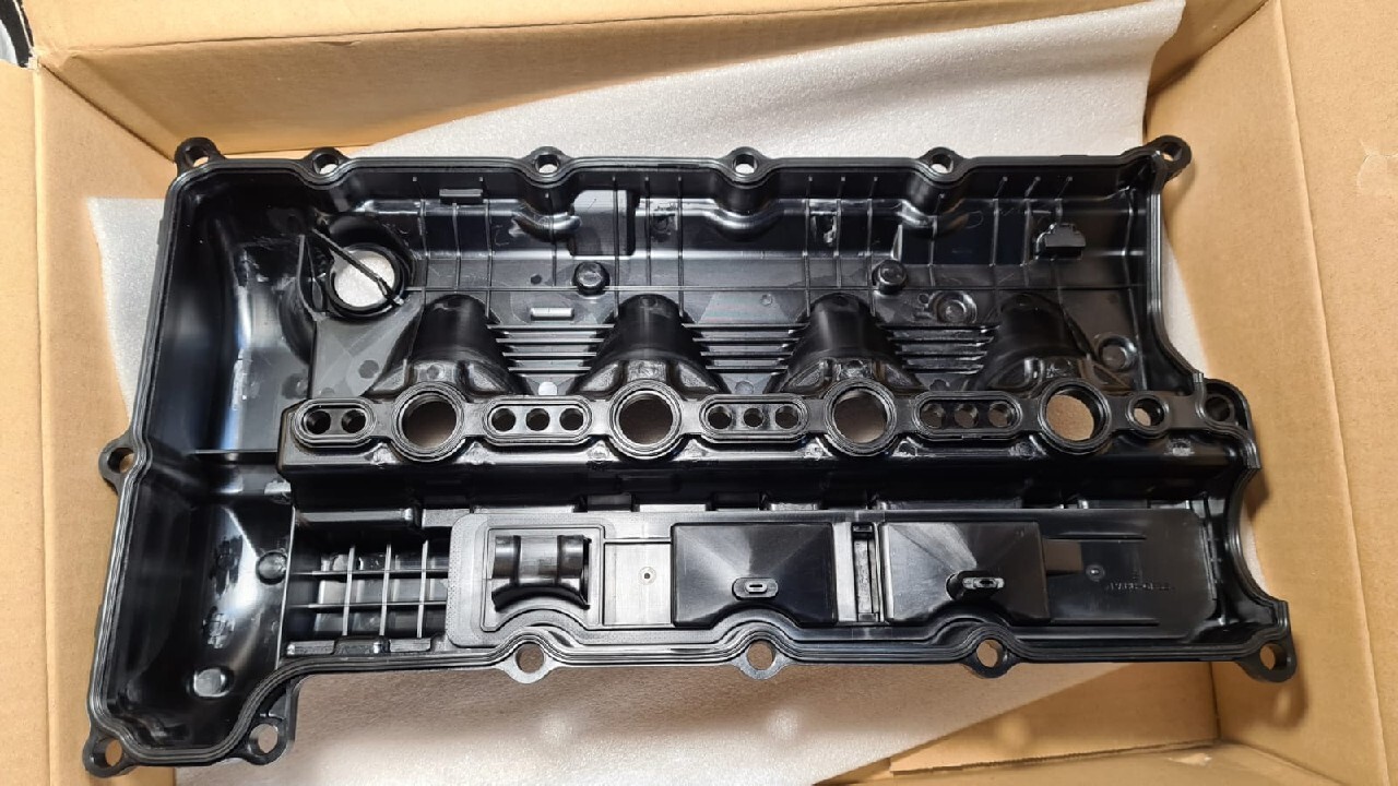 Pokrywa zaworów Mitsubishi ASX OUTLANDER 1.8 2.2 | Wrocław | Kup teraz ...