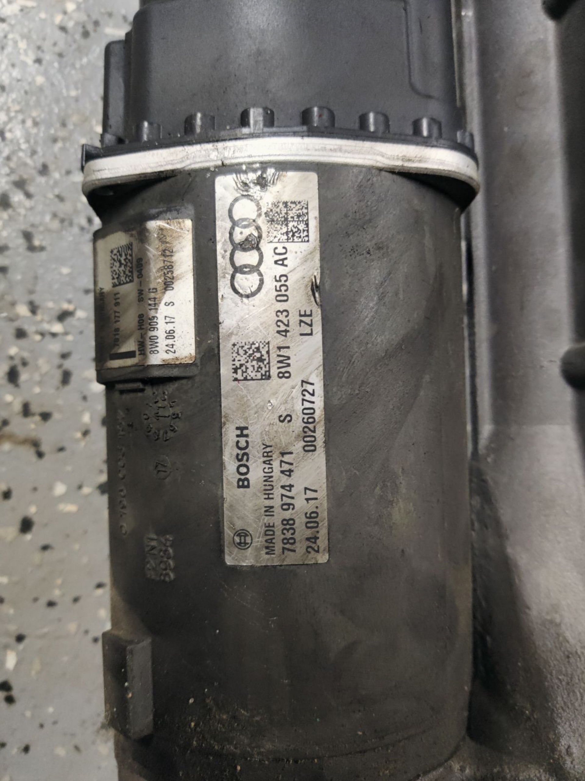 Przekładania Audi A4 8W1 423 055 AC | Łódź | Ogłoszenie na Allegro Lokalnie