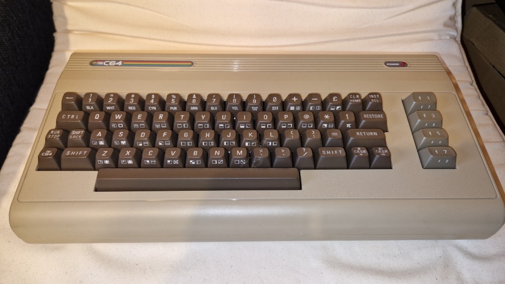Commodore The C64 Maxi - Niska cena na Allegro.pl