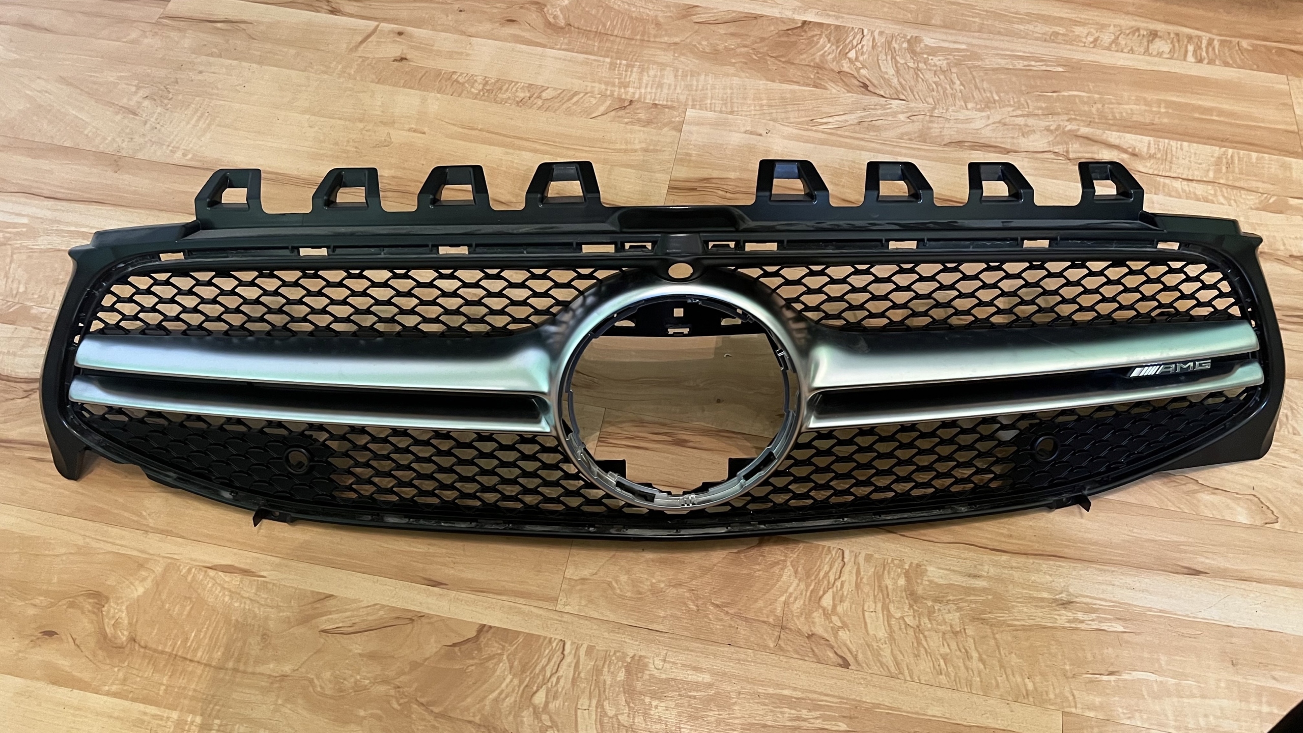 Grill atrapa Mercedes CLA W118 A1188881600 | Łęczna | Kup teraz na ...
