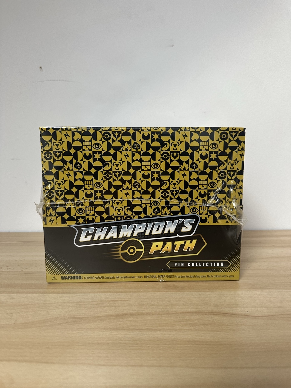 Pokemon TCG Champion's Path Pin Collection DISPLAY | Końskie | Kup ...