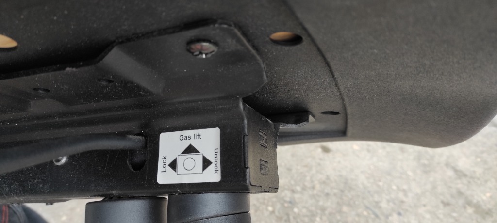 Krzesło fotel biurowy obrotowy Master Nowy Styl | Stara Gadka | Kup ...