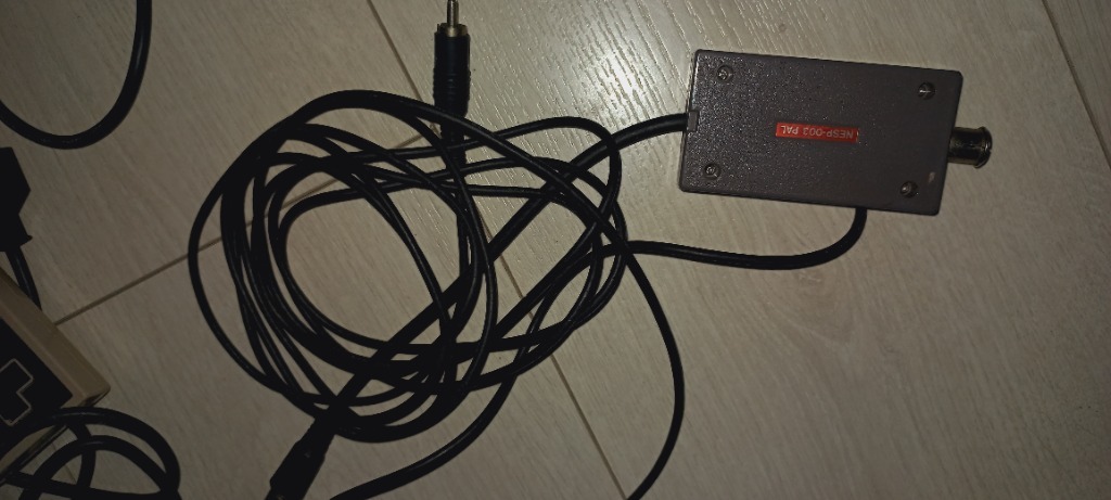 Kabel ante Nintendo RF SWITCH NESP003 PAL | Wadowice | Kup teraz na ...
