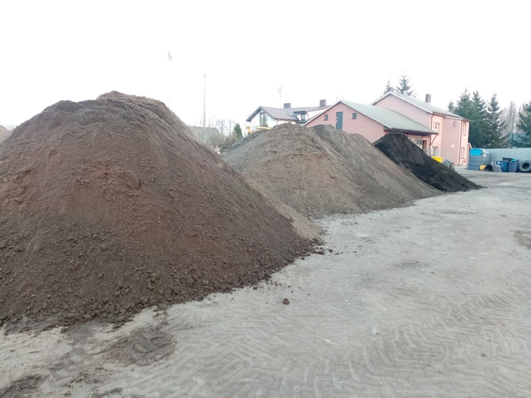 Ziemia ogrodowa przesiana, czarnoziem, zwir piach | Aleksandrowka | Kup ...