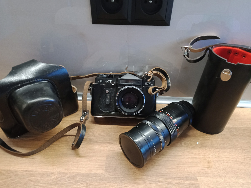 Aparat zenit wraz z teleobiektywem | Częstochowa | Ogłoszenie na Allegro Lokalnie