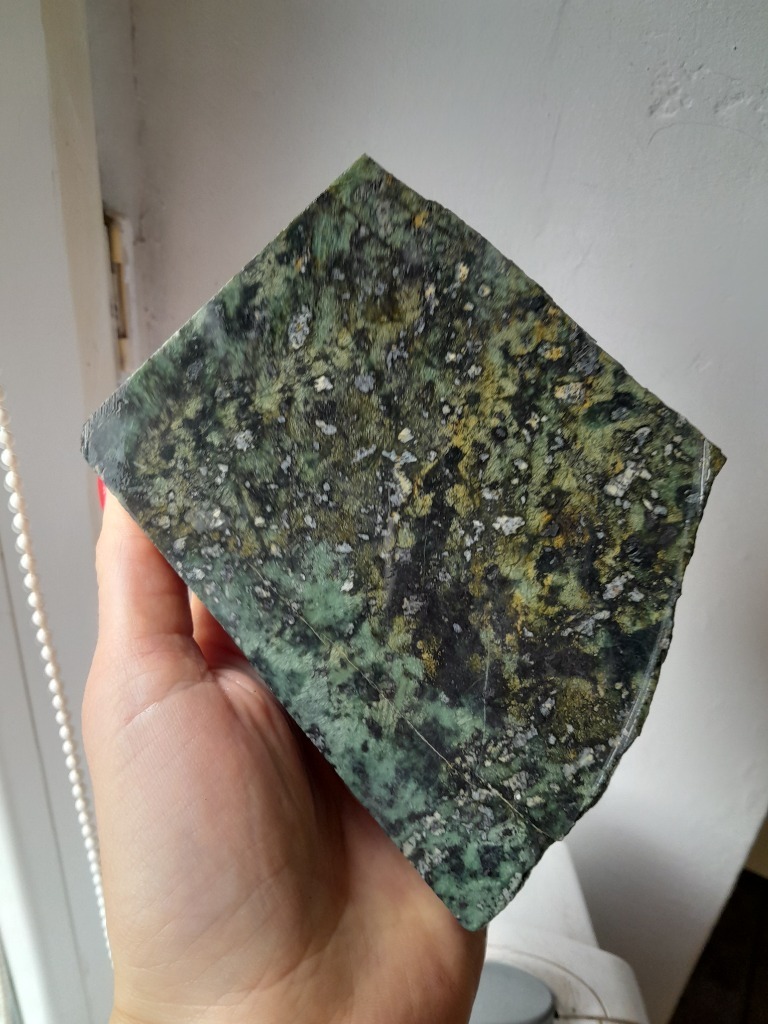 Nefryt kamień szlachetny moc kamieni magia | Rybna | Kup teraz na ...