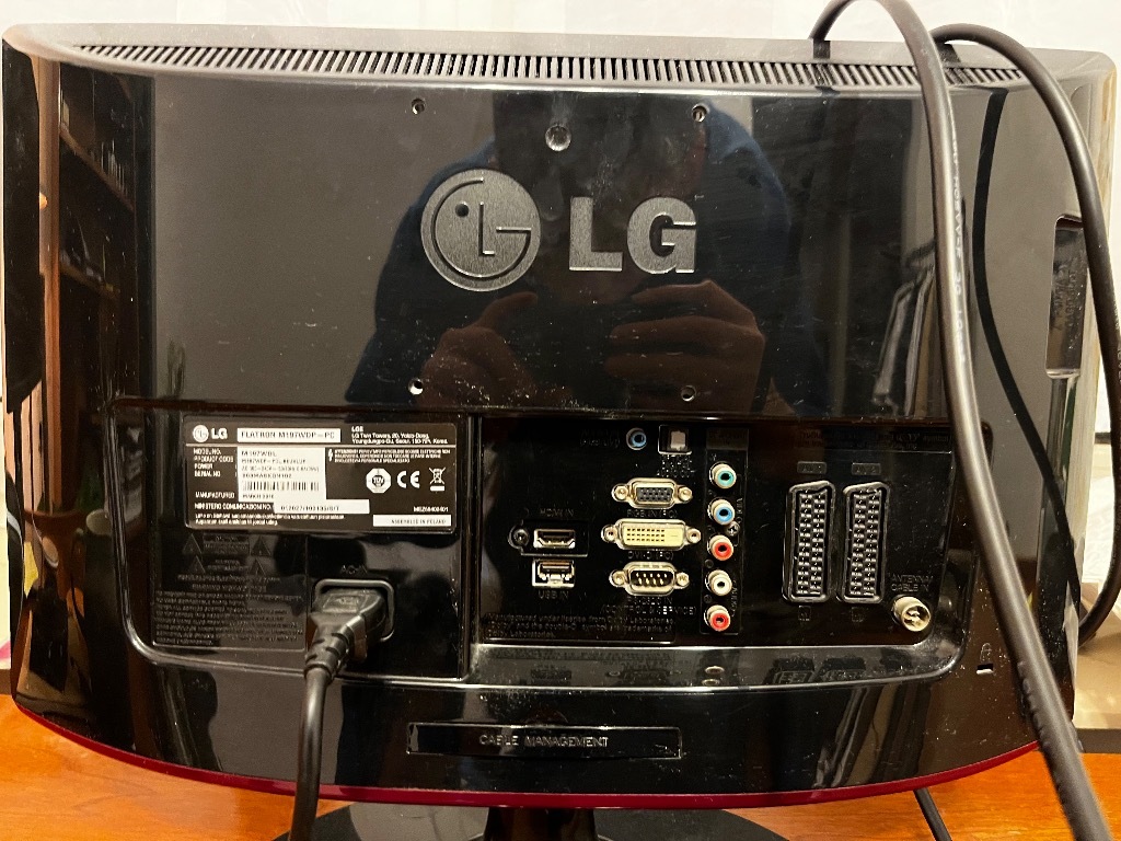 Monitor 19" LG Flatron M197WDP-PC z tunerem TV | Warszawa | Licytacja ...