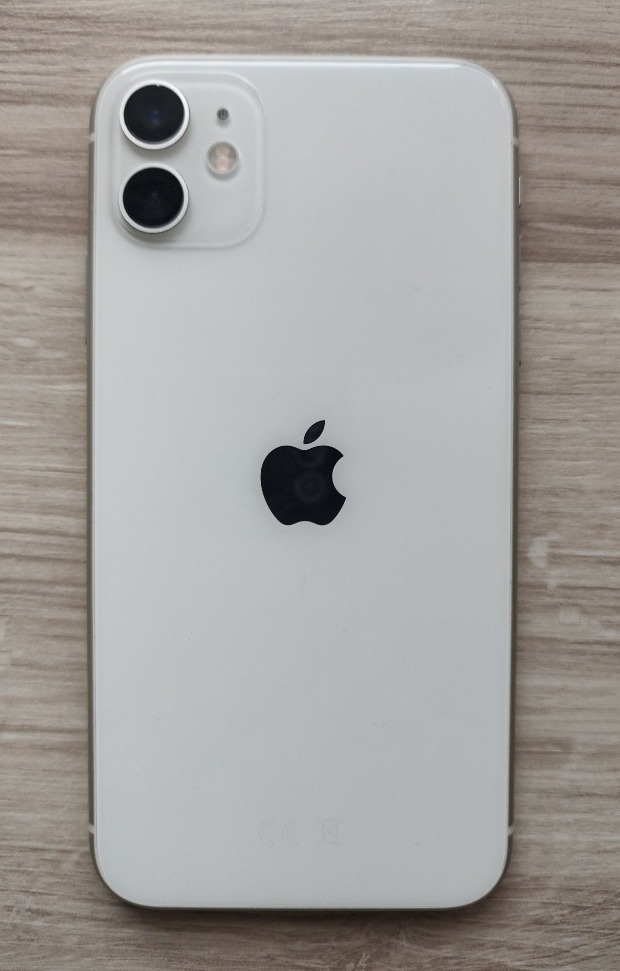 Apple iPhone 11 RAM:4GB Pamięć 128GB + łądowarka i lightning to USB ...