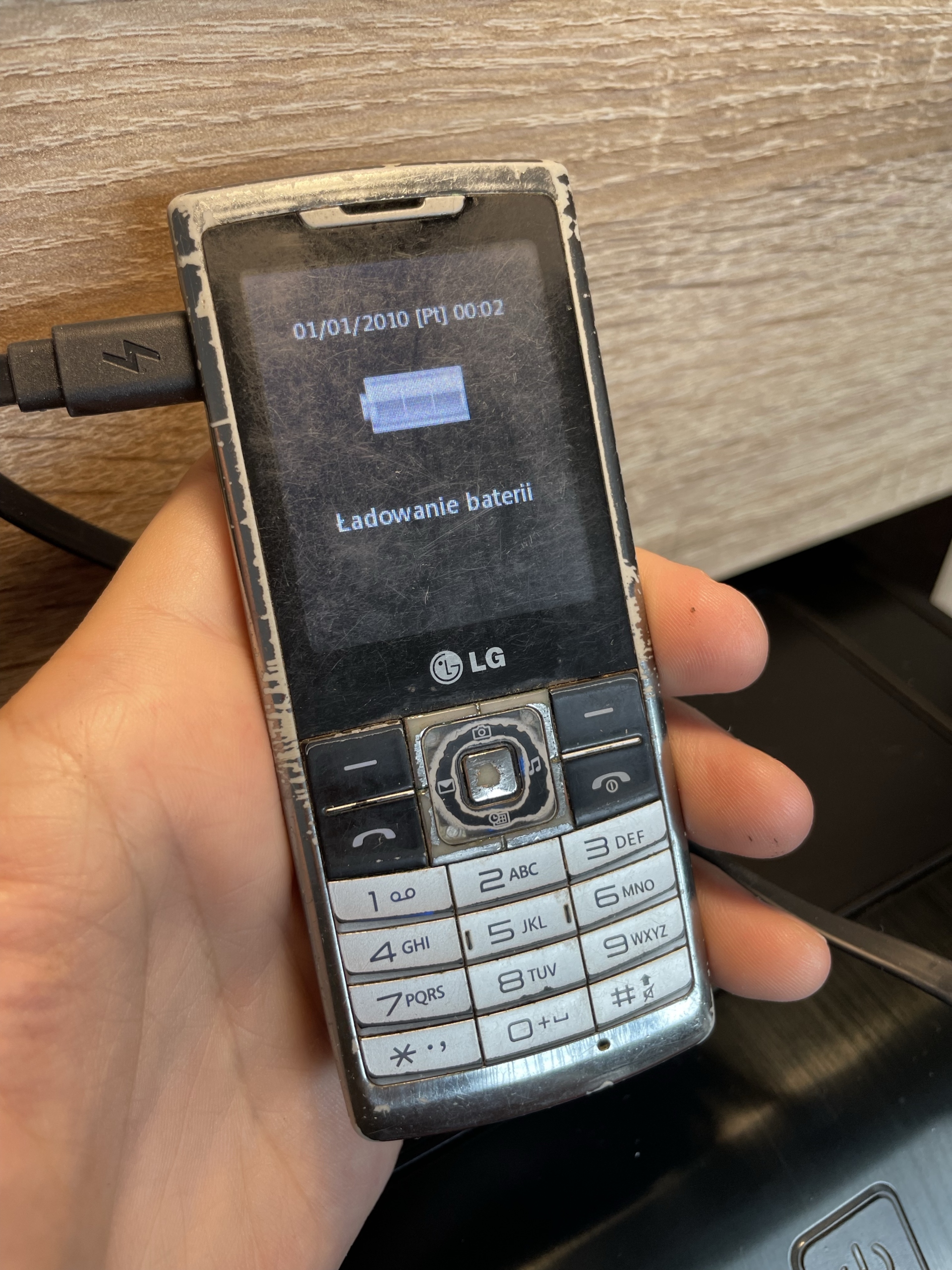 Smartfon LG S310 | Bytom | Licytacja na Allegro Lokalnie