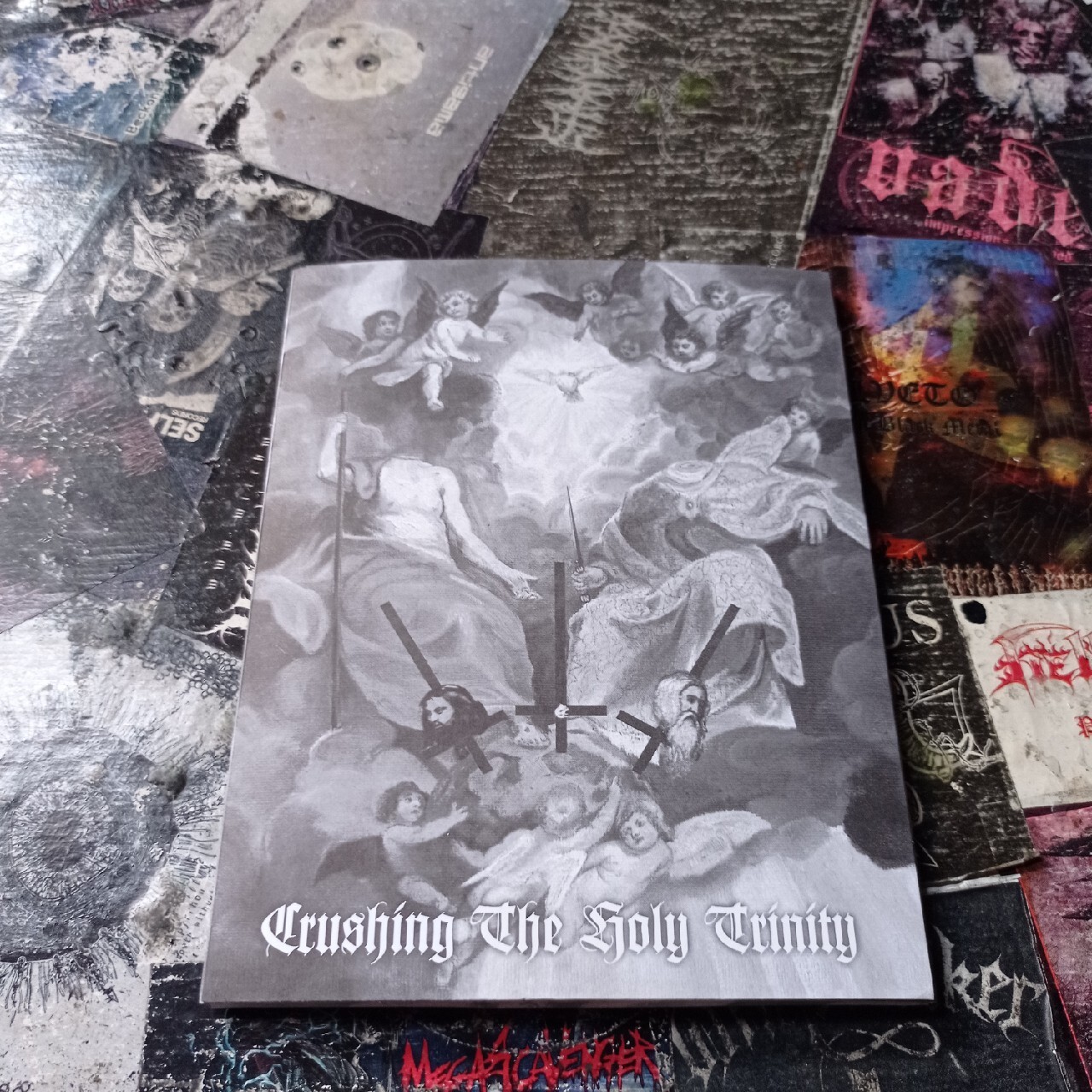 Crushing the holy trinity "Split"3Cd 2005 | Rumia | Licytacja na ...