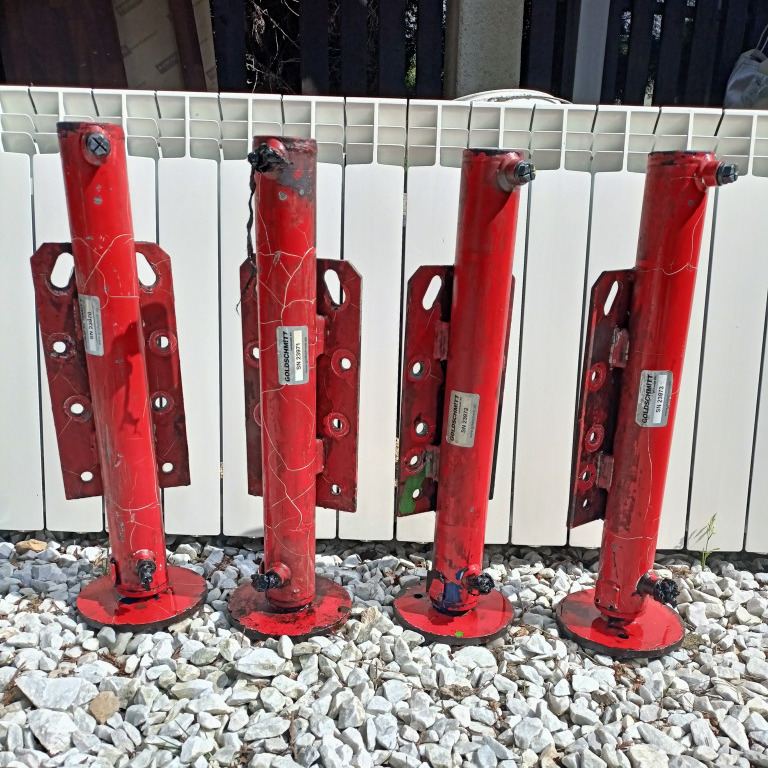 Podpory łapy hydrauliczne poziomowania kampera . | Katowice | Kup teraz ...