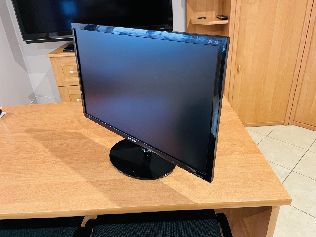 Monitor LED Samsung S24D300H 24" 1920x1080 FullHD | Busko-Zdrój ...