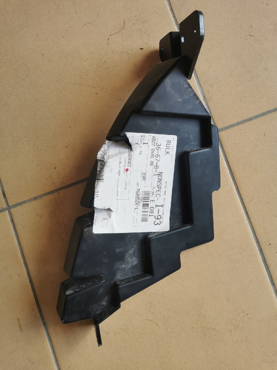 Mocowanie zderzaka ślizg charger 15- 68226545ab | Rzeszów | Kup teraz ...