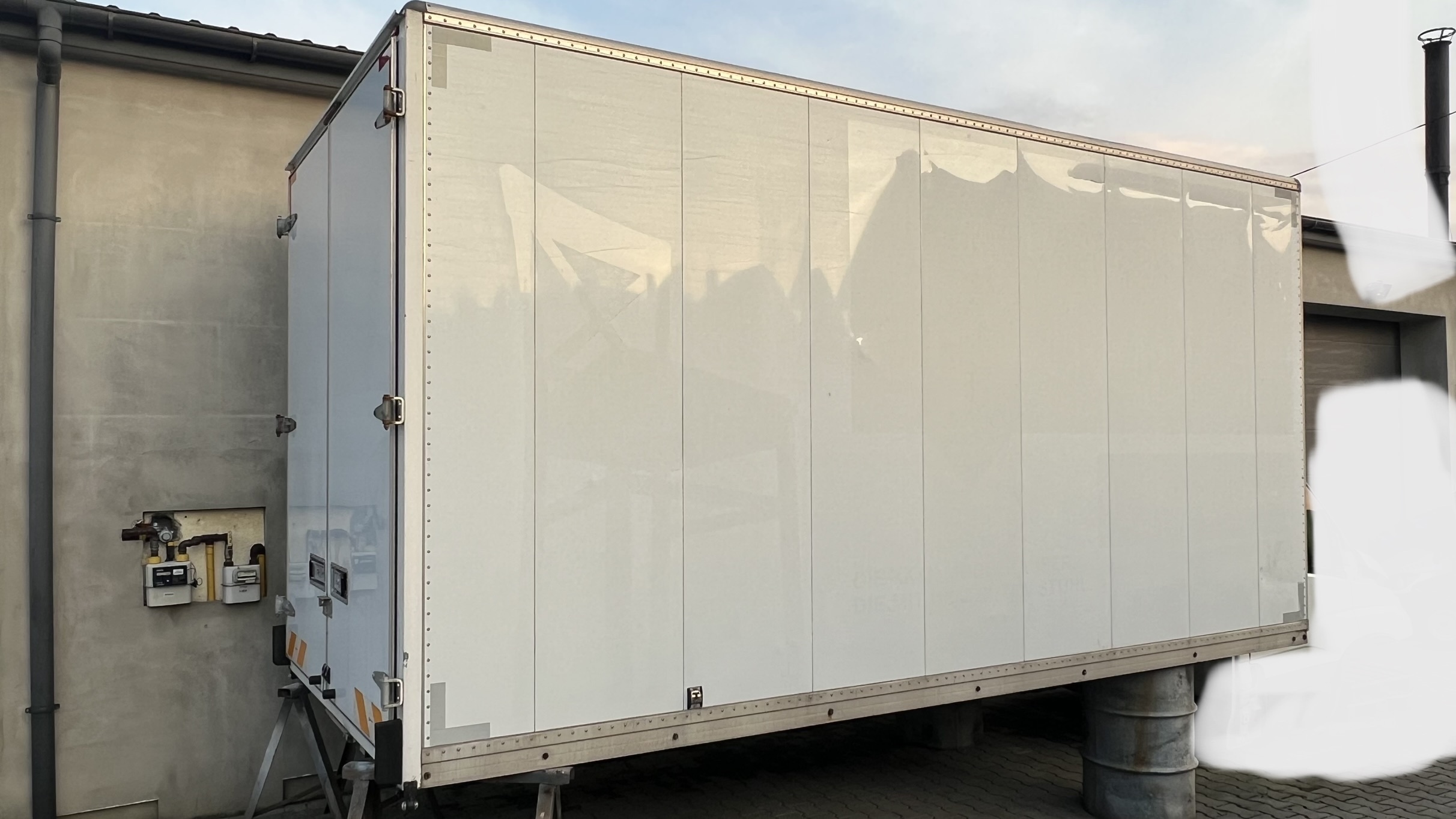 Kontener Meblowy 5m Iveco Daily aluminium lekki | Kalwaria Zebrzydowska ... Kontener Meblowy 5m Iveco Daily aluminium lekki | Kalwaria Zebrzydowska ...