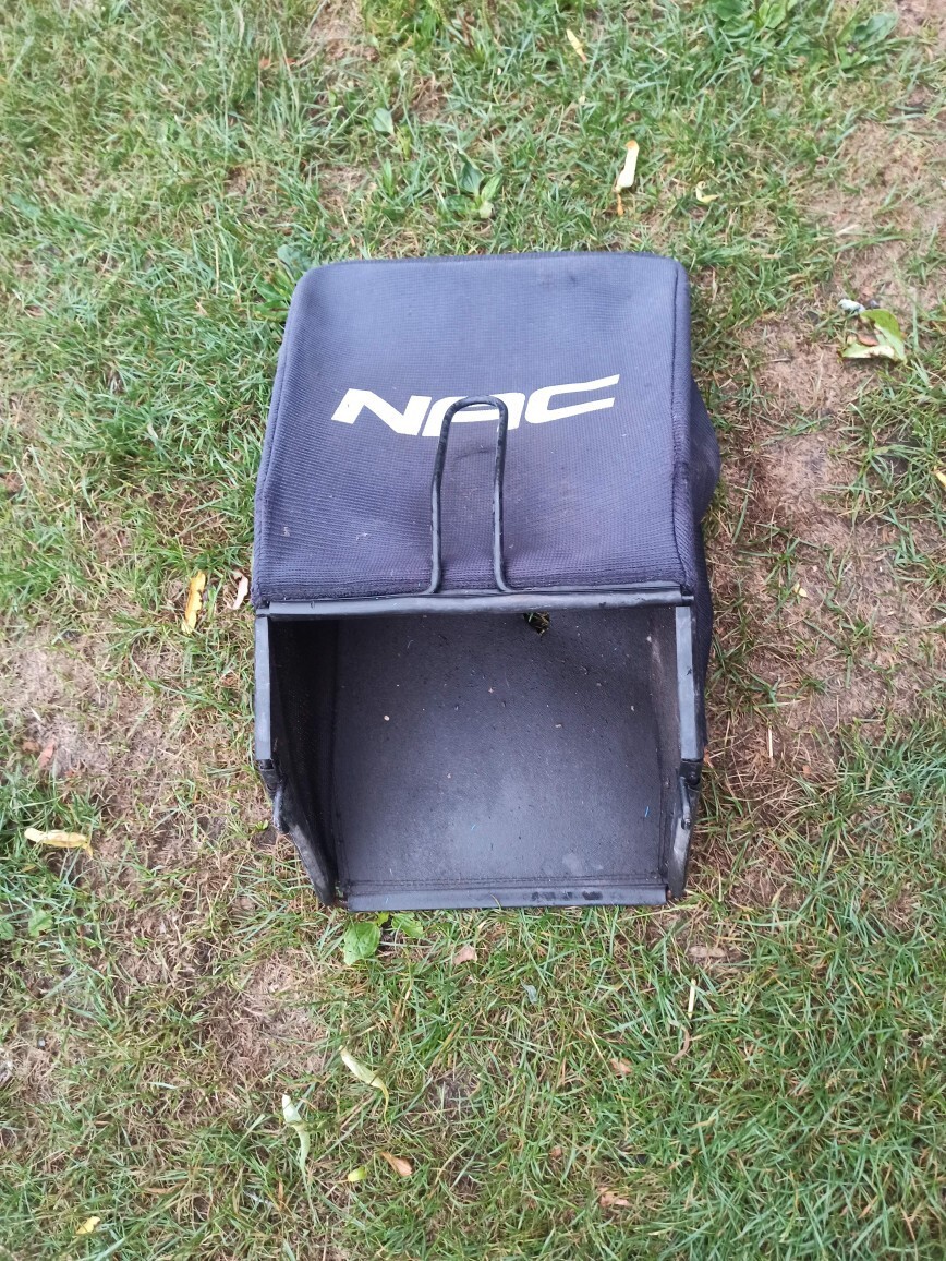 Kosz na trawę do kosiarki NAC | Sieradz | Kup teraz na Allegro Lokalnie