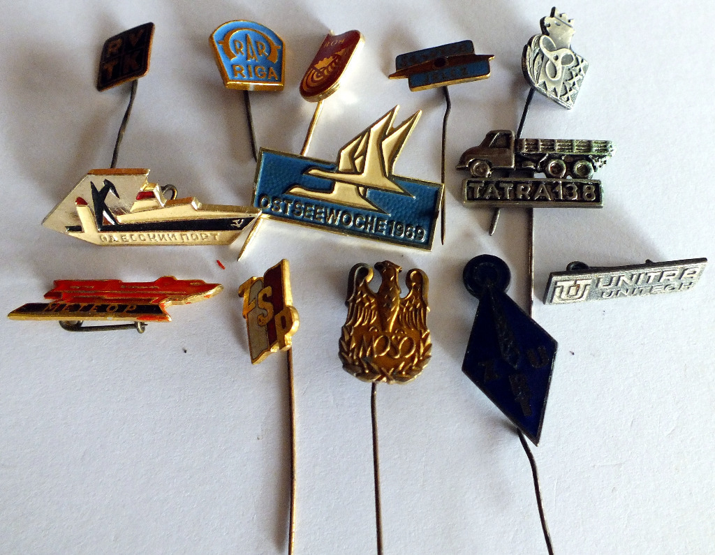 Odznaki z czasów PRL 16 | Bezrzecze | Kup teraz na Allegro Lokalnie