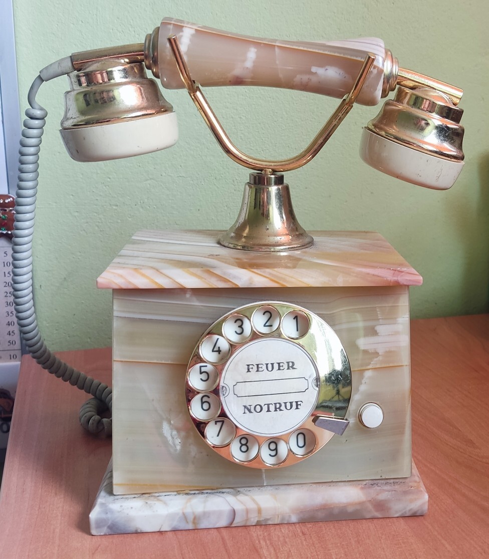 Stary telefon z kamienia | Wrocław | Kup teraz na Allegro Lokalnie