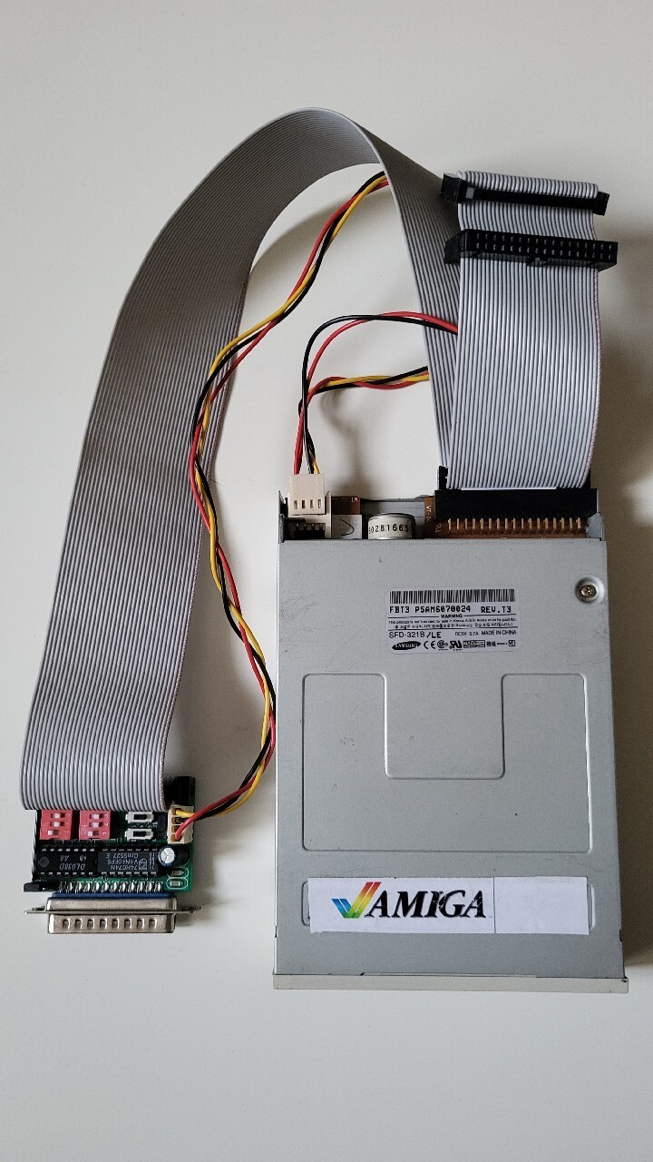 Stacja Dysków Amiga - Niska cena na Allegro.pl