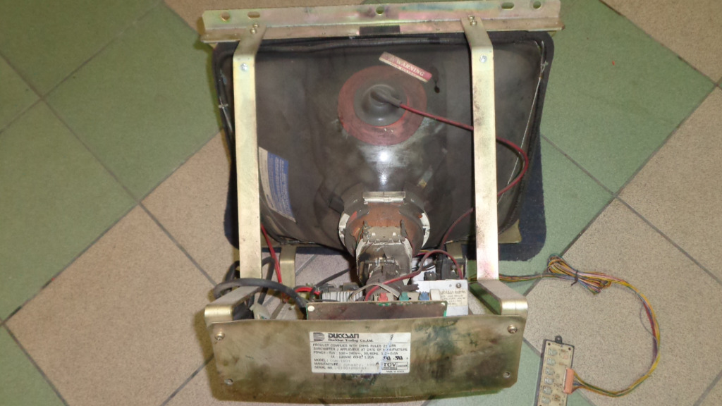 KINESKOP-MONITOR 19 CALI Z ELEKTRONIKĄ | Środa Wielkopolska | Kup teraz ...