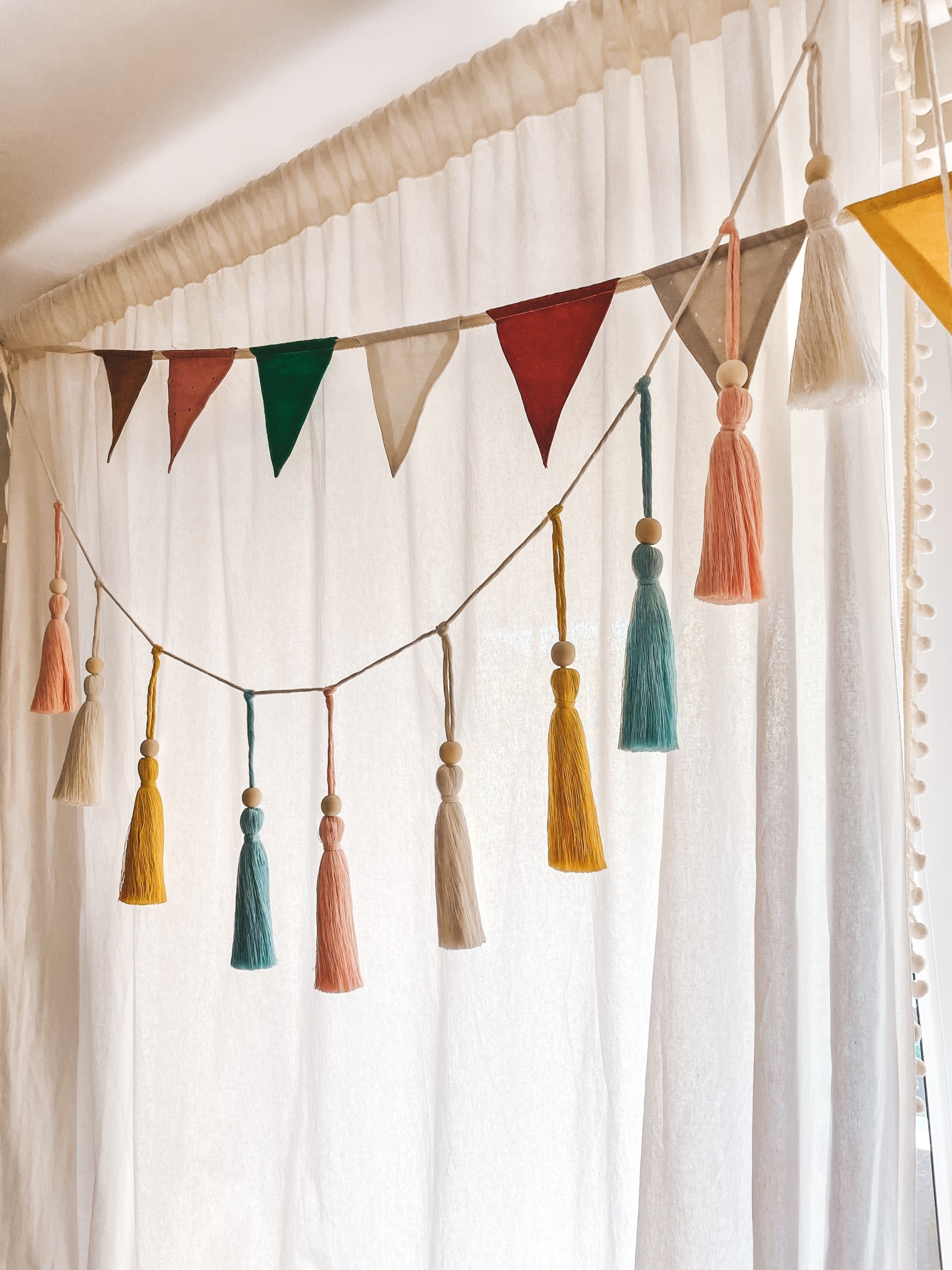 Makramowe chwosty girlanda boho handmade retro | Wrocław | Kup teraz na ...